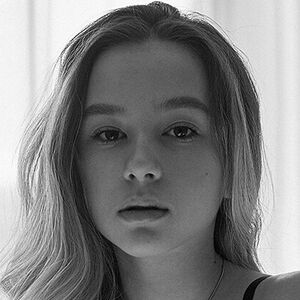 Full Video : your_lulu Nude Leaks OnlyFans I Nudes - Celeb Nudes