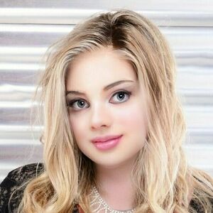 kelsey-frances – I Nudes – Celeb Nudes