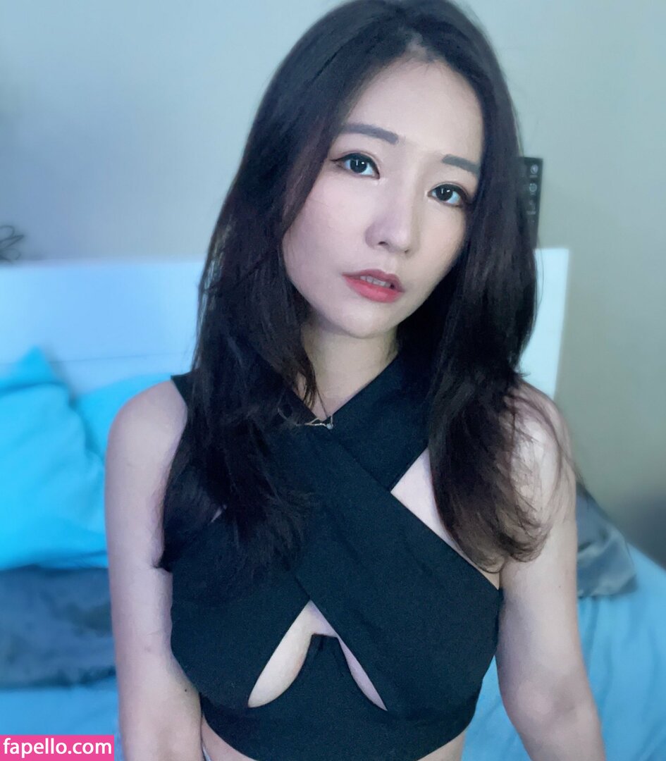 emily-wang – I Nudes – Celeb Nudes