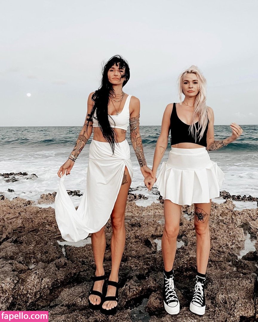 lights-poxleitner – I Nudes – Celeb Nudes