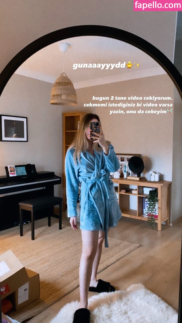 miafitz – I Nudes – Celeb Nudes