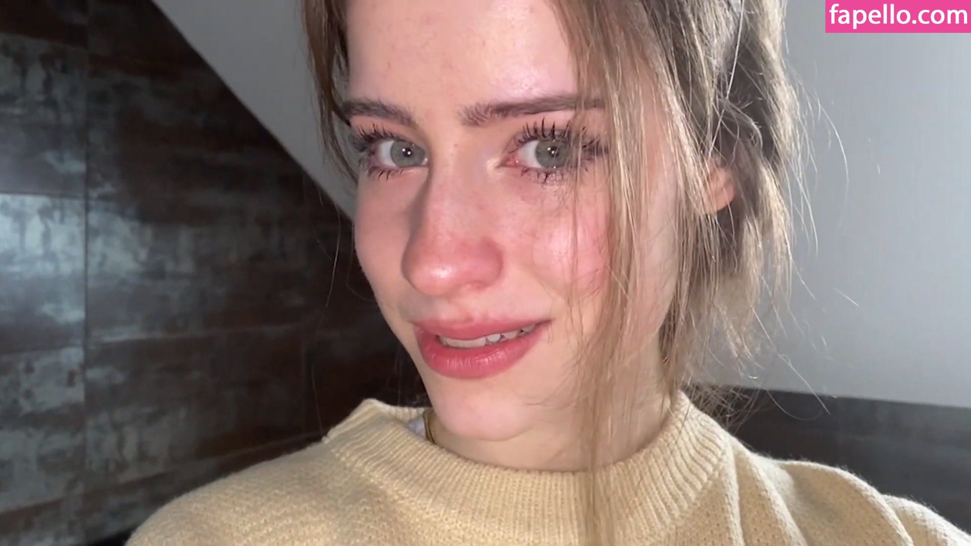 mira-004 – I Nudes – Celeb Nudes